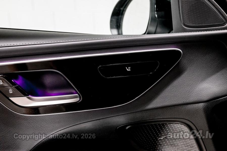 Черный Мерседес Ц-Класс 2022 в Пярну, объемом двигателя 2.00 л и пробегом 261 тыс. км за 19990 €, фото 22 на AUTOMOTO.COM.LV