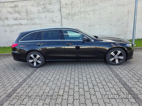 Black Mercedes-Benz C-Class 2022 in Viljandi, with an engine capacity of 2.00 L and mileage of 142 thousand km for 22999 €, photo 7 on AUTOMOTO.COM.LV