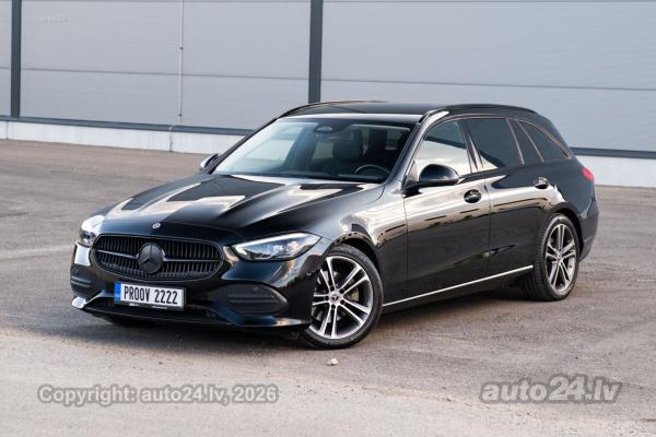 Mercedes-Benz C-Class 2022 Tartu vietnē Melns Mercedes-Benz C-Class 2022 Tartu, ar dzinēja tilpumu 2.00 L un nobraukumu 244 tūkst. km par 19499 €, foto 4 vietnē AUTOMOTO.COM.LV