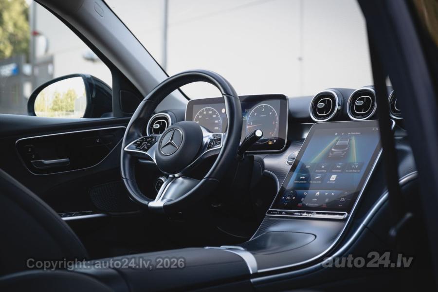 Black Mercedes-Benz C-Class 2022 in Tartu, with an engine capacity of 2.00 L and mileage of 244 thousand km for 19499 €, photo 10 on AUTOMOTO.COM.LV