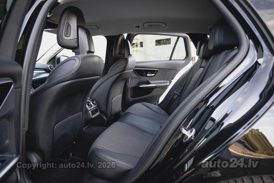 Black Mercedes-Benz C-Class 2022 in Tartu, with an engine capacity of 2.00 L and mileage of 244 thousand km for 19499 €, photo 15 on AUTOMOTO.COM.LV