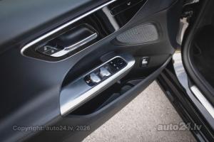 Black Mercedes-Benz C-Class 2022 in Tartu, with an engine capacity of 2.00 L and mileage of 244 thousand km for 19499 €, photo 26 on AUTOMOTO.COM.LV