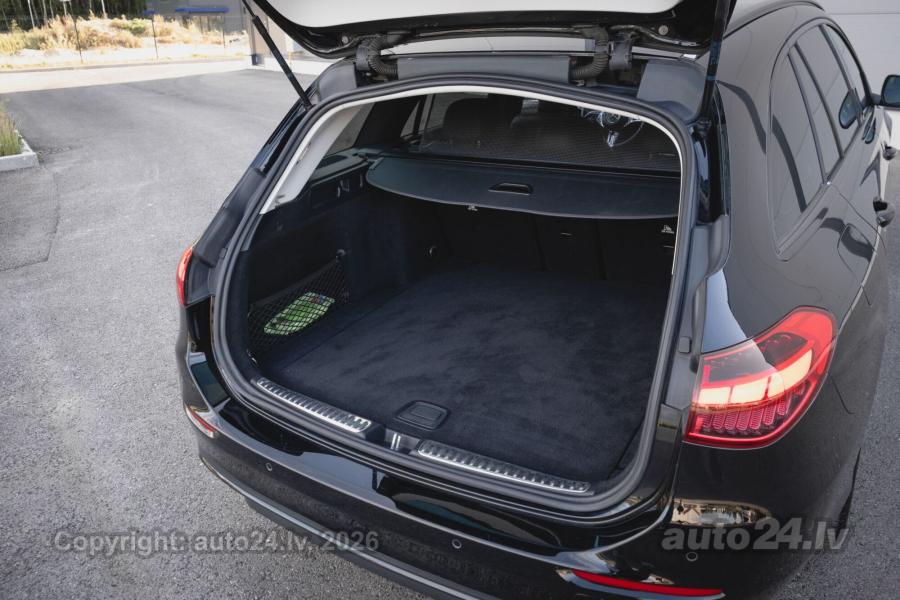 Black Mercedes-Benz C-Class 2022 in Tartu, with an engine capacity of 2.00 L and mileage of 244 thousand km for 19499 €, photo 29 on AUTOMOTO.COM.LV