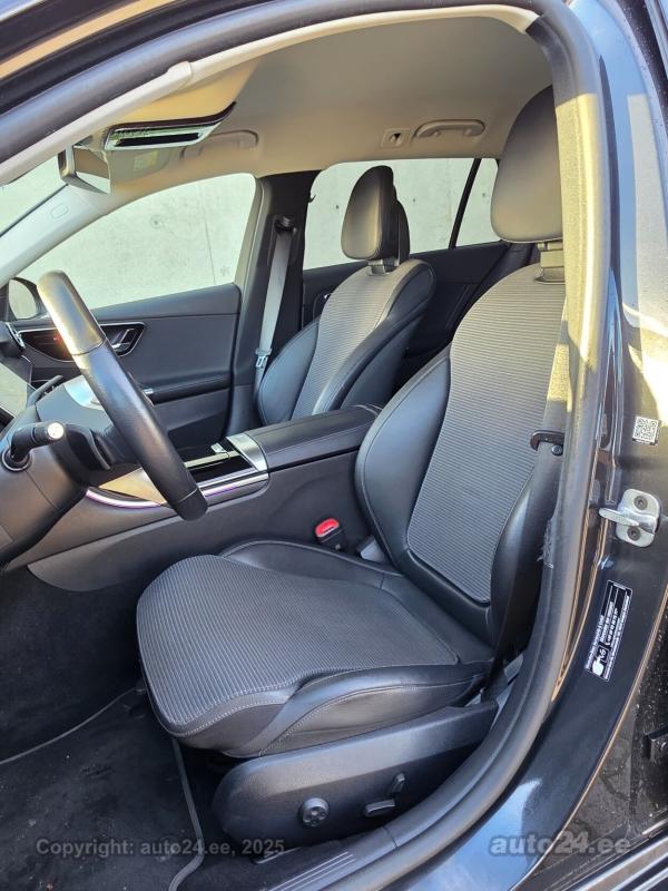 Melns Mercedes-Benz C-Class 2023 Viljandi, ar dzinēja tilpumu 2.00 L un nobraukumu 124 tūkst. km par 23999 €, foto 11 vietnē AUTOMOTO.COM.LV