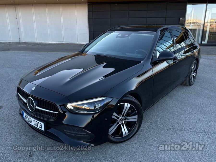 Melns Mercedes-Benz C-Class 2023 Tallina, ar dzinēja tilpumu 2.00 L un nobraukumu 114 tūkst. km par 33900 €, foto 1 vietnē AUTOMOTO.COM.LV