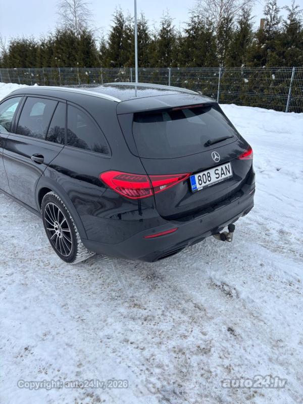 Black Mercedes-Benz C-Class 2023 in Tallinn, with an engine capacity of 2.00 L and mileage of 40 thousand km for 43250 €, photo 3 on AUTOMOTO.COM.LV