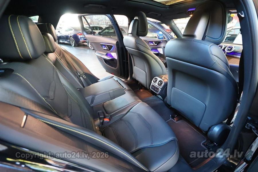 Melns Mercedes-Benz C-Class 2023 Tallina, ar dzinēja tilpumu 2.00 L un nobraukumu 37 tūkst. km par 51900 €, foto 10 vietnē AUTOMOTO.COM.LV