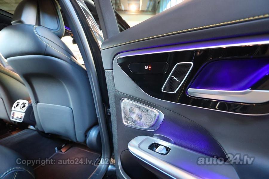 Melns Mercedes-Benz C-Class 2023 Tallina, ar dzinēja tilpumu 2.00 L un nobraukumu 37 tūkst. km par 51900 €, foto 19 vietnē AUTOMOTO.COM.LV