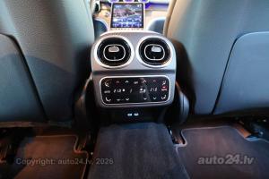 Melns Mercedes-Benz C-Class 2023 Tallina, ar dzinēja tilpumu 2.00 L un nobraukumu 37 tūkst. km par 51900 €, foto 22 vietnē AUTOMOTO.COM.LV