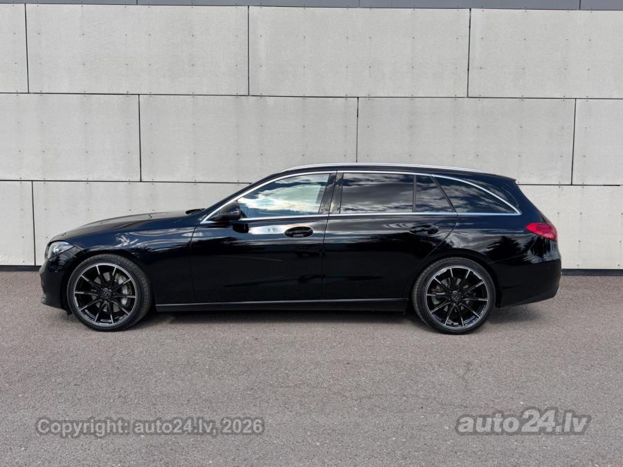 Melns Mercedes-Benz C-Class 2023 Tartu, ar dzinēja tilpumu 2.00 L un nobraukumu 197 tūkst. km par 25899 €, foto 5 vietnē AUTOMOTO.COM.LV