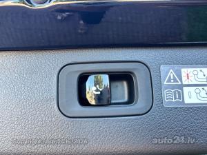 Melns Mercedes-Benz C-Class 2023 Tallina, ar dzinēja tilpumu 2.00 L un nobraukumu 135 tūkst. km par 28990 €, foto 10 vietnē AUTOMOTO.COM.LV