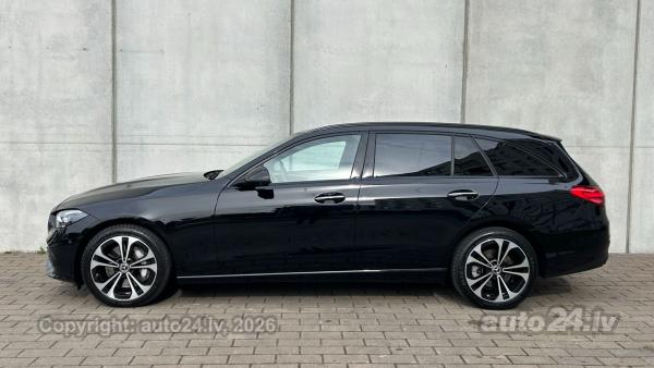 Black Mercedes-Benz C-Class 2023 in Tallinn, with an engine capacity of 2.00 L and mileage of 66 thousand km for 32990 €, photo 7 on AUTOMOTO.COM.LV