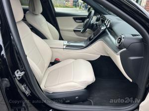 Melns Mercedes-Benz C-Class 2023 Tallina, ar dzinēja tilpumu 2.00 L un nobraukumu 66 tūkst. km par 32990 €, foto 13 vietnē AUTOMOTO.COM.LV