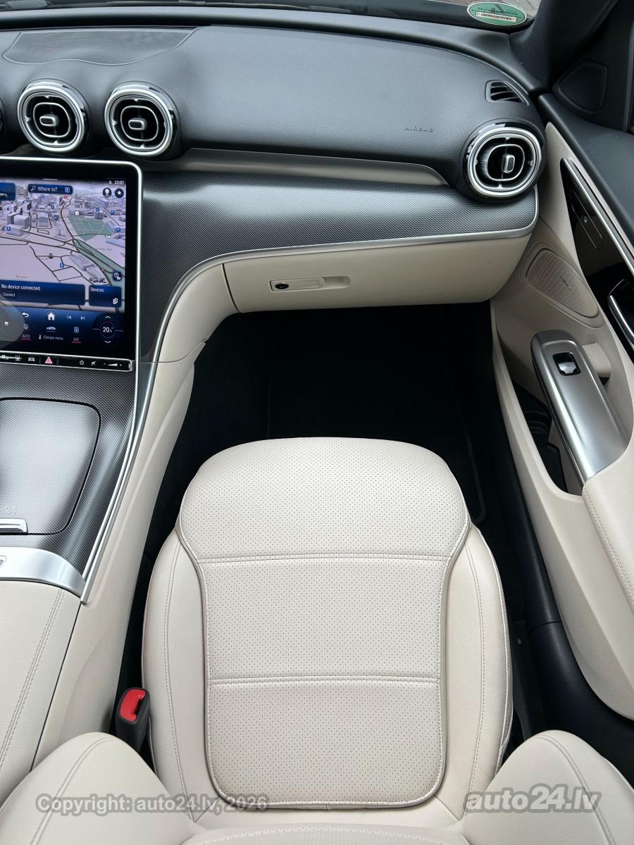 Melns Mercedes-Benz C-Class 2023 Tallina, ar dzinēja tilpumu 2.00 L un nobraukumu 66 tūkst. km par 32990 €, foto 15 vietnē AUTOMOTO.COM.LV