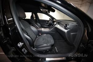Melns Mercedes-Benz C-Class 2023 Tallina, ar dzinēja tilpumu 2.00 L un nobraukumu 151 tūkst. km par 27990 €, foto 14 vietnē AUTOMOTO.COM.LV