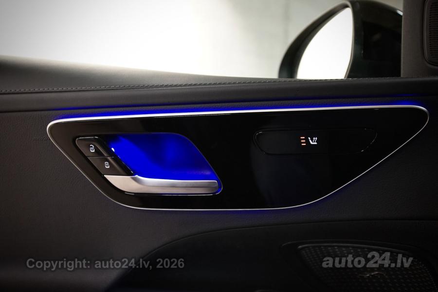 Melns Mercedes-Benz C-Class 2023 Tallina, ar dzinēja tilpumu 2.00 L un nobraukumu 151 tūkst. km par 27990 €, foto 21 vietnē AUTOMOTO.COM.LV