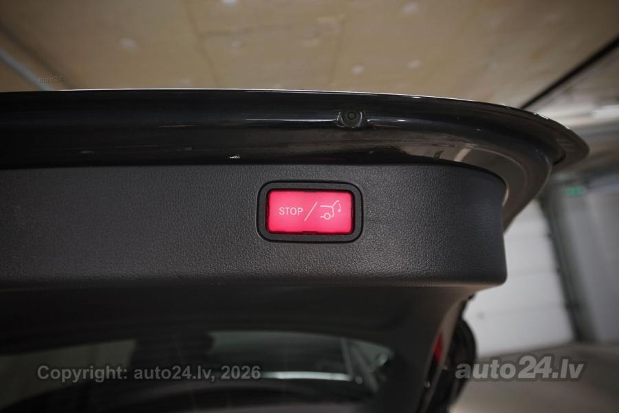 Melns Mercedes-Benz C-Class 2023 Tallina, ar dzinēja tilpumu 2.00 L un nobraukumu 151 tūkst. km par 27990 €, foto 23 vietnē AUTOMOTO.COM.LV