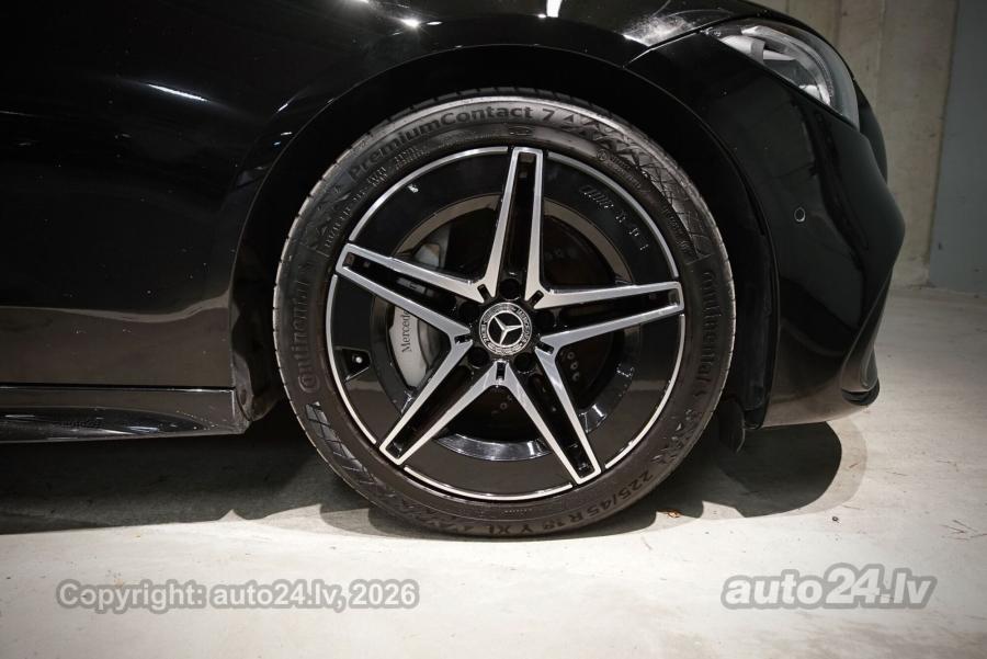 Melns Mercedes-Benz C-Class 2023 Tallina, ar dzinēja tilpumu 2.00 L un nobraukumu 151 tūkst. km par 27990 €, foto 25 vietnē AUTOMOTO.COM.LV