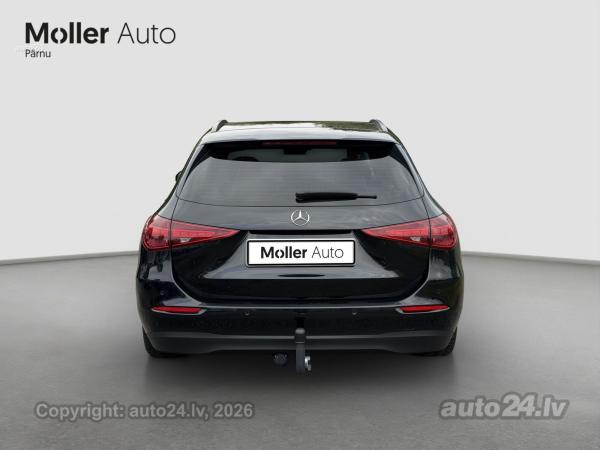 Black Mercedes-Benz C-Class 2023 in Parnu, with an engine capacity of 2.00 L and mileage of 153 thousand km for 24900 €, photo 5 on AUTOMOTO.COM.LV