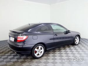 Zils Mercedes-Benz C-Class 2004 Tallina, ar dzinēja tilpumu 2.20 L un nobraukumu 228 tūkst. km par 1599 €, foto 3 vietnē AUTOMOTO.COM.LV