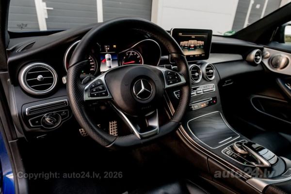 Blue Mercedes-Benz C-Class 2018 in Parnu, with an engine capacity of 2.00 L and mileage of 143 thousand km for 25100 €, photo 10 on AUTOMOTO.COM.LV