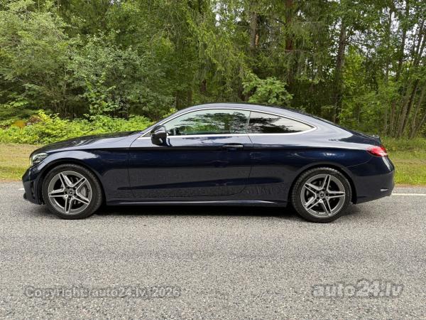 Blue Mercedes-Benz C-Class 2018 in Rapla, with an engine capacity of 1.50 L and mileage of 81 thousand km for 25900 €, photo 3 on AUTOMOTO.COM.LV
