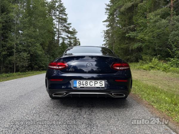 Blue Mercedes-Benz C-Class 2018 in Rapla, with an engine capacity of 1.50 L and mileage of 81 thousand km for 25900 €, photo 5 on AUTOMOTO.COM.LV