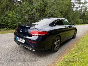 Zils Mercedes-Benz C-Class 2018 Rapla, ar dzinēja tilpumu 1.50 L un nobraukumu 81 tūkst. km par 25900 €, foto 7 vietnē AUTOMOTO.COM.LV