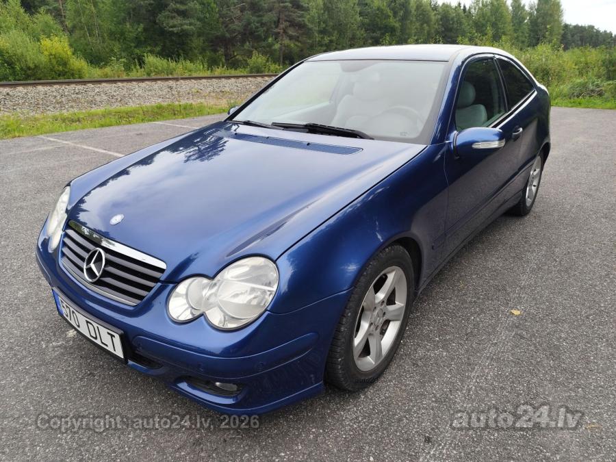 Blue Mercedes-Benz C-Class 2005 in Tallinn, with an engine capacity of 1.80 L and mileage of 174 thousand km for 2500 €, photo 5 on AUTOMOTO.COM.LV