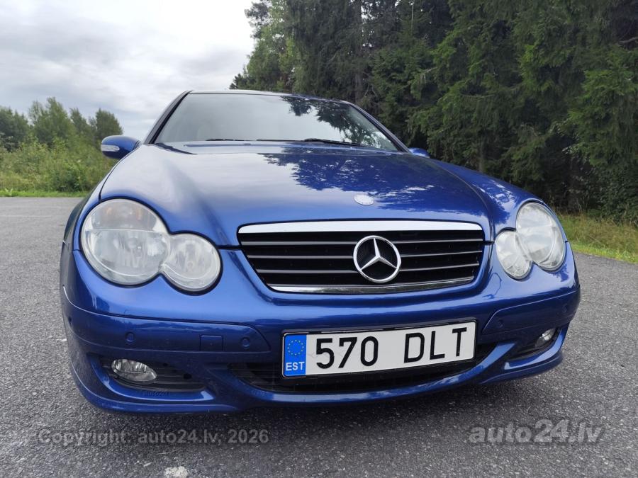 Blue Mercedes-Benz C-Class 2005 in Tallinn, with an engine capacity of 1.80 L and mileage of 174 thousand km for 2500 €, photo 7 on AUTOMOTO.COM.LV