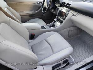 Zils Mercedes-Benz C-Class 2005 Tallina, ar dzinēja tilpumu 1.80 L un nobraukumu 174 tūkst. km par 2500 €, foto 8 vietnē AUTOMOTO.COM.LV