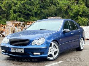 Zils Mercedes-Benz C-Class 2006 Pērnava, ar dzinēja tilpumu 3.00 L un nobraukumu 271 tūkst. km par 4390 €, foto 14 vietnē AUTOMOTO.COM.LV