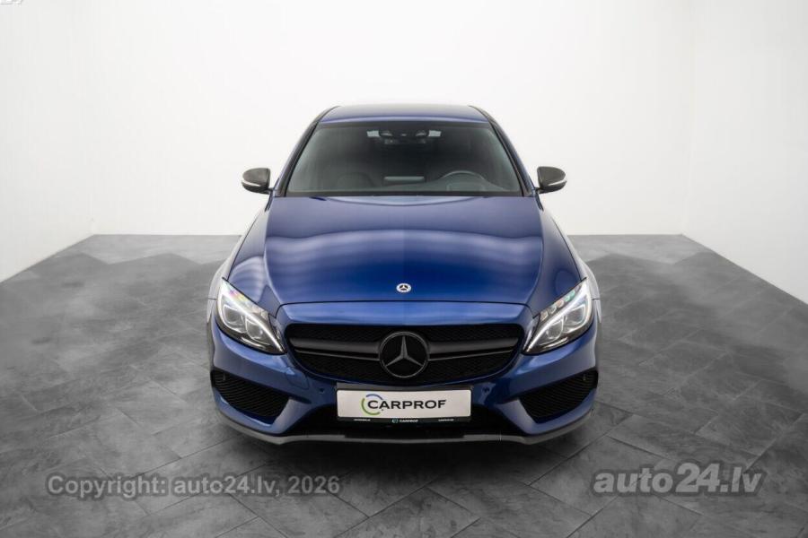 Blue Mercedes-Benz C-Class 2014 in Tallinn, with an engine capacity of 2.10 L and mileage of 281 thousand km for 13499 €, photo 2 on AUTOMOTO.COM.LV