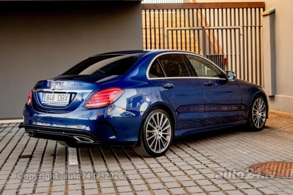 Blue Mercedes-Benz C-Class 2015 in Parnu, with an engine capacity of 2.10 L and mileage of 286 thousand km for 13500 €, photo 9 on AUTOMOTO.COM.LV