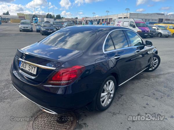 Мерседес Ц-Класс 2019 в Таллин на AUTOMOTO.COM.LV Синий Мерседес Ц-Класс 2019 в Таллин, объемом двигателя 2.00 л и пробегом 131 тыс. км за 24500 €, фото 1 на AUTOMOTO.COM.LV