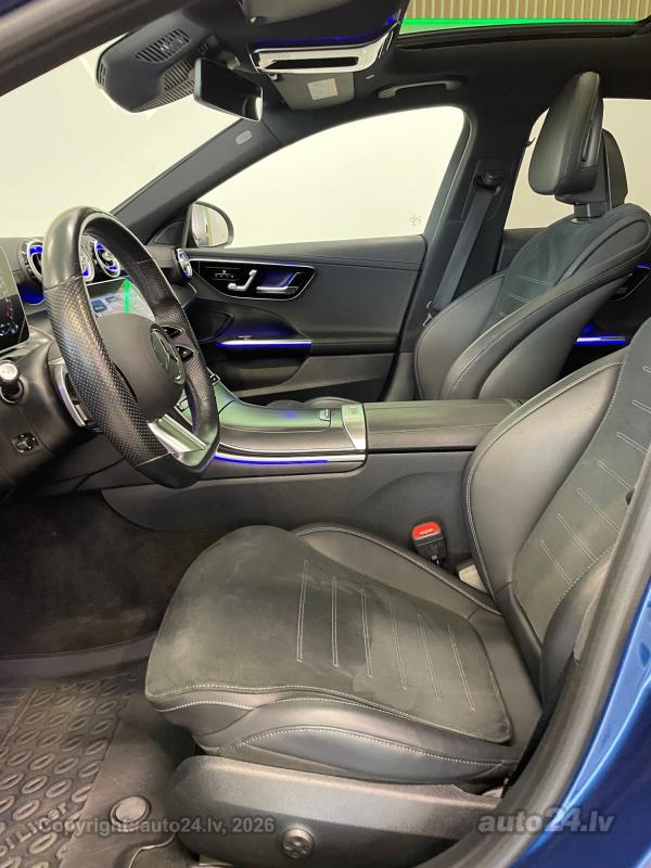 Blue Mercedes-Benz C-Class 2022 in Tallinn, with an engine capacity of 2.00 L and mileage of 92 thousand km for 39990 €, photo 6 on AUTOMOTO.COM.LV