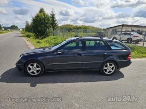 Zils Mercedes-Benz C-Class 2001 Tartu, ar dzinēja tilpumu 2.10 L un nobraukumu 203 tūkst. km par 2790 €, foto 5 vietnē AUTOMOTO.COM.LV