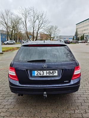 Blue Mercedes-Benz C-Class 2008 in Tallinn, with an engine capacity of 1.80 L and mileage of 300 thousand km for 4900 €, photo 6 on AUTOMOTO.COM.LV