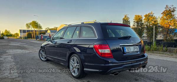 Blue Mercedes-Benz C-Class 2011 in Tallinn, with an engine capacity of 3.00 L and mileage of 269 thousand km for 8300 €, photo 2 on AUTOMOTO.COM.LV