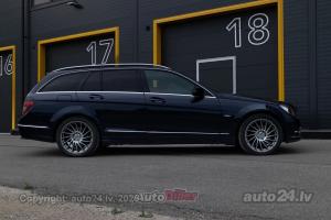 Zils Mercedes-Benz C-Class 2011 Tallina, ar dzinēja tilpumu 3.00 L un nobraukumu 269 tūkst. km par 6499 €, foto 5 vietnē AUTOMOTO.COM.LV