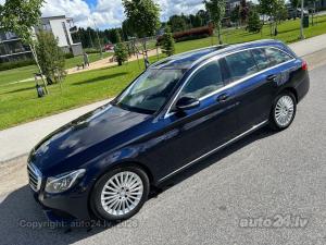 Blue Mercedes-Benz C-Class 2014 in Tallinn, with an engine capacity of 2.10 L and mileage of 216 thousand km for 11900 €, photo  on AUTOMOTO.COM.LV