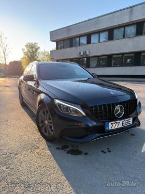 Zils Mercedes-Benz C-Class 2015 Tallina, ar dzinēja tilpumu 2.10 L un nobraukumu 279 tūkst. km par 13750 €, foto 3 vietnē AUTOMOTO.COM.LV
