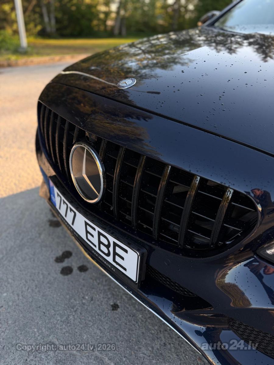 Zils Mercedes-Benz C-Class 2015 Tallina, ar dzinēja tilpumu 2.10 L un nobraukumu 279 tūkst. km par 13750 €, foto 5 vietnē AUTOMOTO.COM.LV