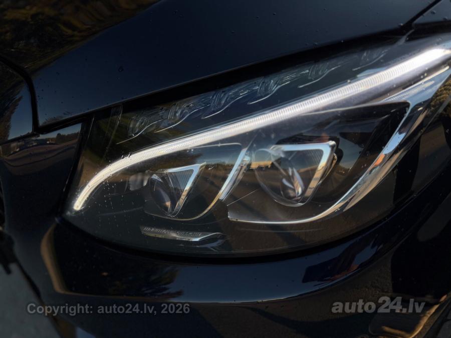 Zils Mercedes-Benz C-Class 2015 Tallina, ar dzinēja tilpumu 2.10 L un nobraukumu 279 tūkst. km par 13750 €, foto 7 vietnē AUTOMOTO.COM.LV