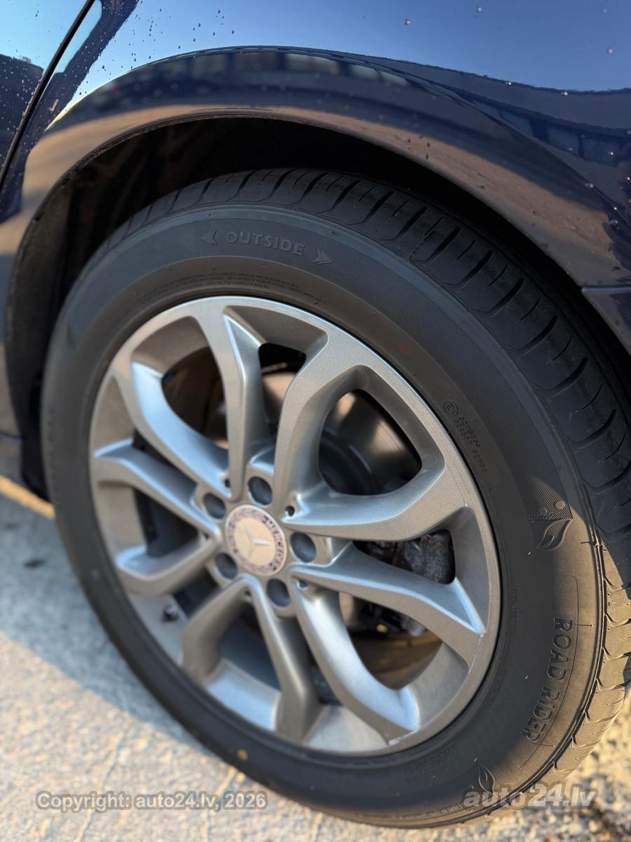 Zils Mercedes-Benz C-Class 2015 Tallina, ar dzinēja tilpumu 2.10 L un nobraukumu 279 tūkst. km par 13750 €, foto 14 vietnē AUTOMOTO.COM.LV