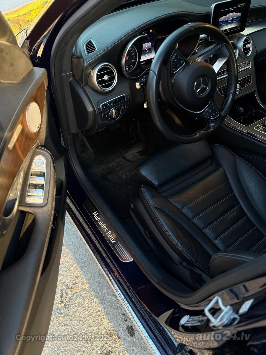 Zils Mercedes-Benz C-Class 2015 Tallina, ar dzinēja tilpumu 2.10 L un nobraukumu 279 tūkst. km par 13750 €, foto 19 vietnē AUTOMOTO.COM.LV