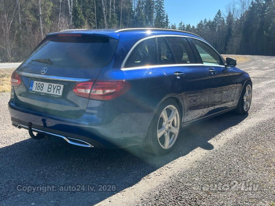 Zils Mercedes-Benz C-Class 2016 Tallina, ar dzinēja tilpumu 1.60 L un nobraukumu 285 tūkst. km par 7999 €, foto 4 vietnē AUTOMOTO.COM.LV