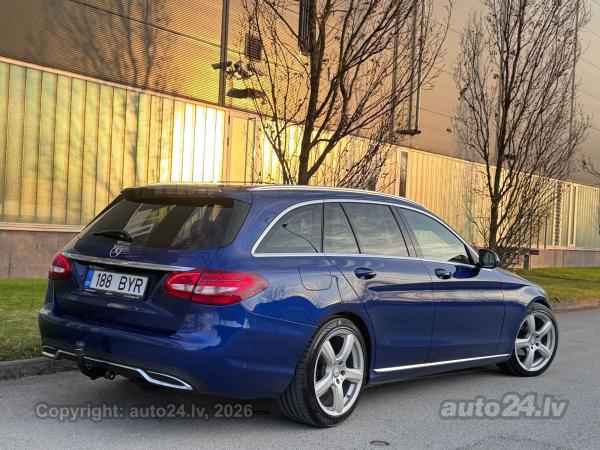 Blue Mercedes-Benz C-Class 2016 in Tallinn, with an engine capacity of 1.60 L and mileage of 217 thousand km for 8900 €, photo 3 on AUTOMOTO.COM.LV
