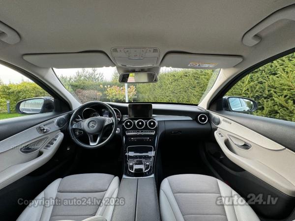 Zils Mercedes-Benz C-Class 2016 Tallina, ar dzinēja tilpumu 2.10 L un nobraukumu 235 tūkst. km par 13900 €, foto 6 vietnē AUTOMOTO.COM.LV