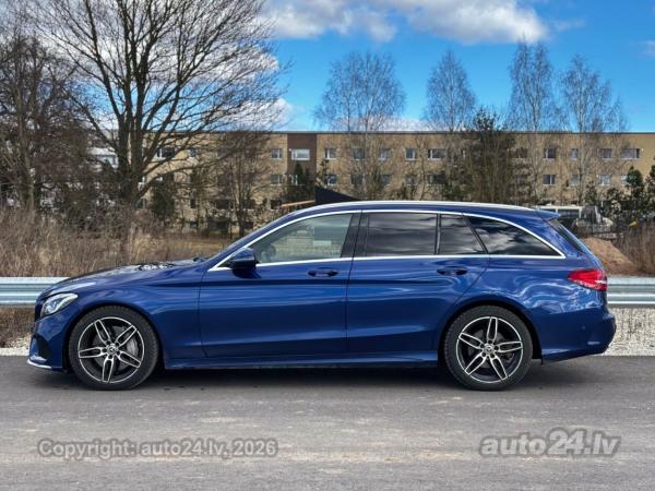 Zils Mercedes-Benz C-Class 2017 Tartu, ar dzinēja tilpumu 2.10 L un nobraukumu 371 tūkst. km par 13900 €, foto 2 vietnē AUTOMOTO.COM.LV